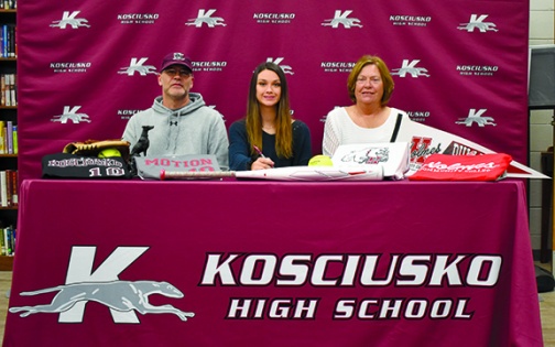 Maicee Coleman signs with HCC | starherald.net • The Star-Herald ...